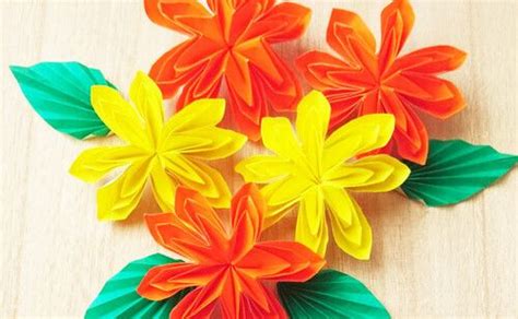 折り紙1枚で折り紙の花「立体マリーゴールド」を作ってみよう！ Weboo ウィーブー 暮らしをつくる Lei Necklace