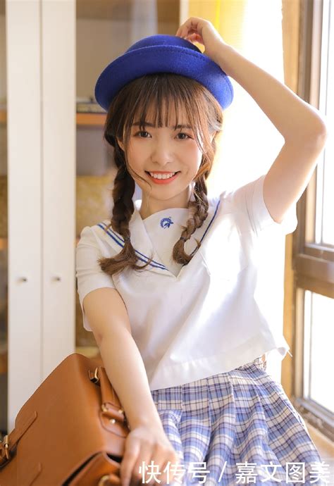 日系女生，双马尾，jk水手服 【快资讯】