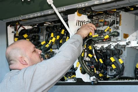 Dod Orders Mids Jtrs Radio Systems From Viasat And Data Link Solutions