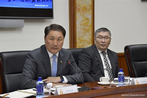 Аюулгүй байдал гадаад бодлогын байнгын хорооны дарга гишүүд БХЯ нд ажиллалаа