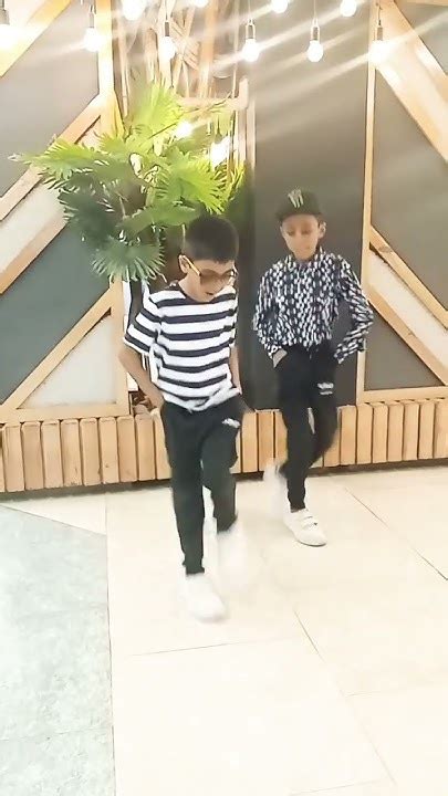 Shuffle Dance Shorts 🎵bestshuffle Viralshort Trendin Ytshorts