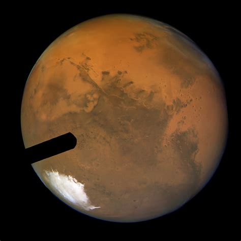 Filemars Close Encounter Captured By The Hubble Space Telescope