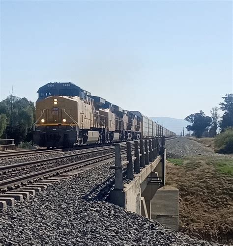 Autoracks West A Westbound Autorack Rolls Through Banning Flickr