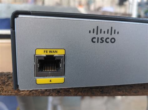 Cisco Router Isr 881 K9 Iasi • Olx Ro