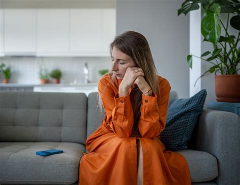 Signs Of Emotional Dependency What It Is And Why It Happens Kate London