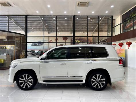 ប៊ុនសុងលក់រថយន្ត Added A New Photo ប៊ុនសុងលក់រថយន្ត