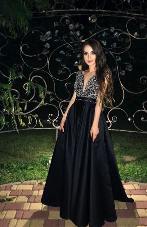 Сукня святкова вечірня довга — ціна 6500 грн у каталозі Довгі сукні Купити жіночі речі за