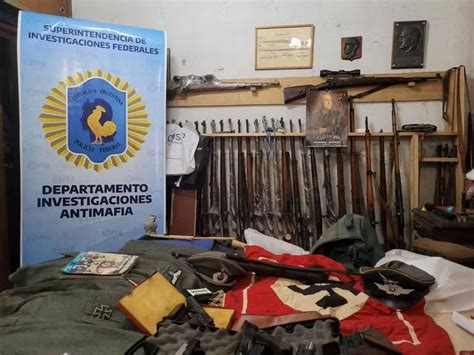 Аржентина конфискува нацистки оръжия и символи от Третия райх ВИДЕО СНИМКИ Информационна