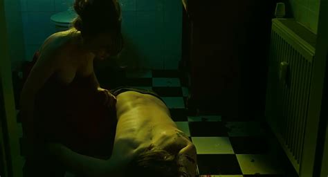 nude video celebs lucie aron nude absinth 2016