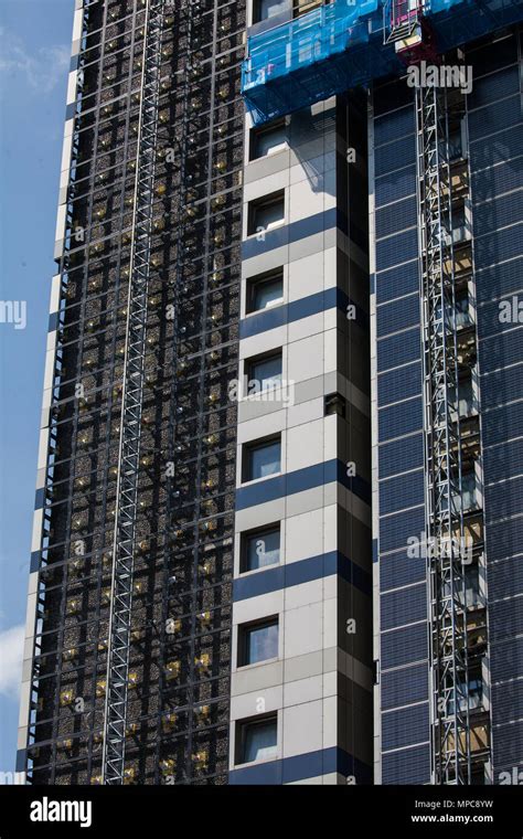 Acm Cladding Hi Res Stock Photography And Images Alamy