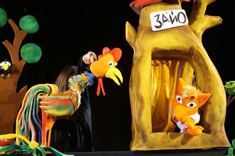 Детският спектакъл Зайовата къщичка разказан от Бате Ицо на 9 Април в Зала Щурче Варна