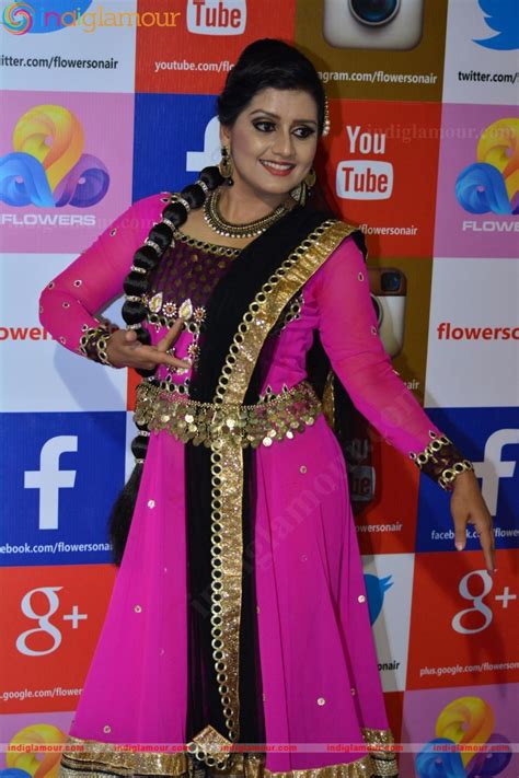 Sarayu Actress Hd Photosimagespics And Stills 393435