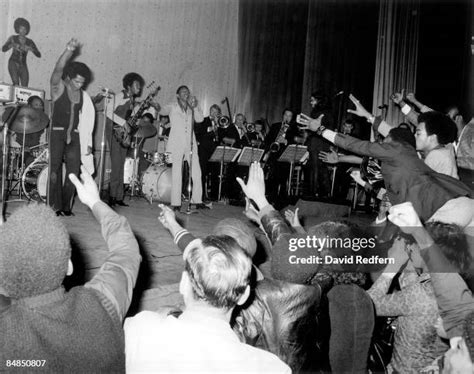 37 359 James Brown Photos And High Res Pictures Getty Images