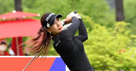 유현주 거침없는 스윙 [사진]