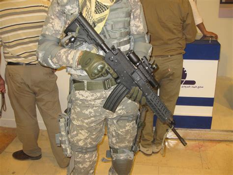 New Iranian Assault Rifle And Submachine Gun Shown At 15th Ipas