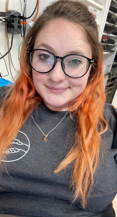 Slight Emergency I Dyed My Hair Bright Red Orange And Its Fading