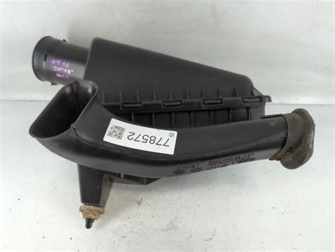 2003-2005 Ford Thunderbird Air Cleaner Intake-duct Hose Tube W84IG | eBay