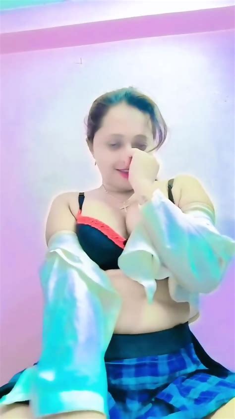 Indian Hot Mature Woman Wear Schools Sexy Skirt