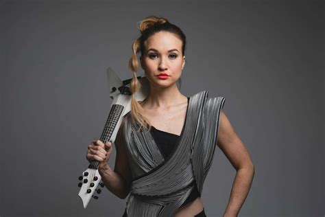 Meet Alfiya Glow Canvasrebel Magazine