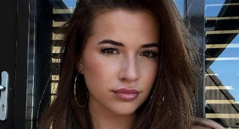 Betrapt Influencer Jade Anna Heeft Stiekem Een Andere Naam En Schaamt Zich Een Beetje