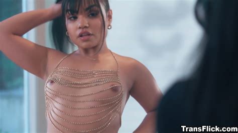 Flattered Summer Col Had Sex With Eva