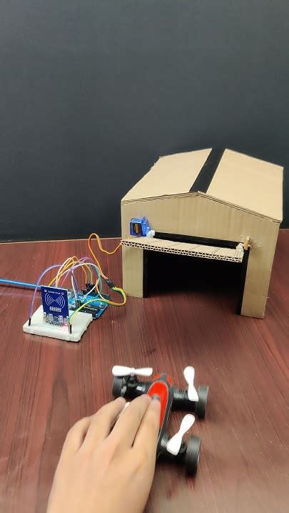 Rfid Open And Close Garage Door Arduinoprojects Arduino Tollgate