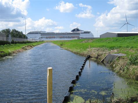 National Marine Week How Floating Debris Booms Help Protect Our Seas Ecocoast