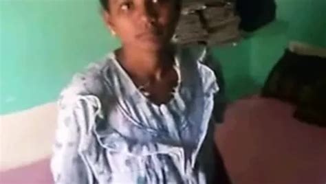Tamil Wife Undressing Xhamster
