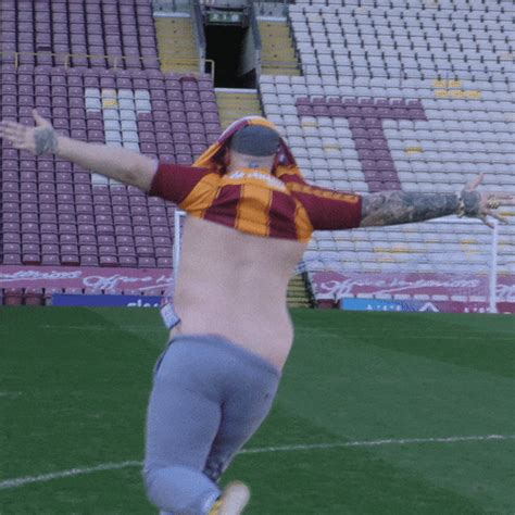 Bantams S Find And Share On Giphy