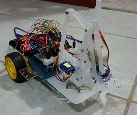 GitHub Lianeheidemann BracoRoboticoComCarrinho Programas