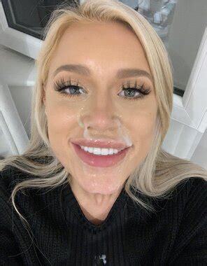 Happy With Her Performance Porn Pic Eporner
