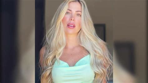 Daniela Tamayo Biography Plus Size Model Body Positivity Activist Net