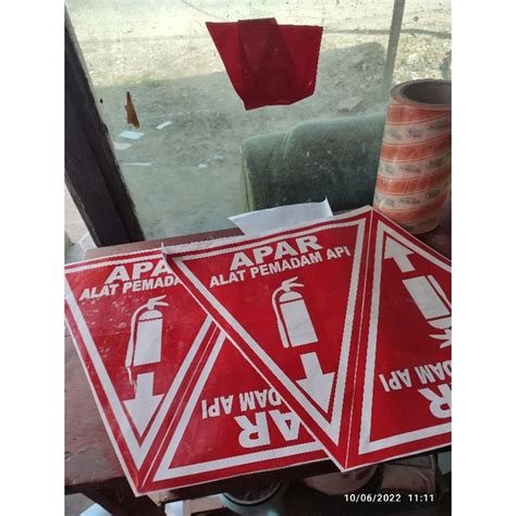 Jual Stiker Alat Pemadam Api Shopee Indonesia