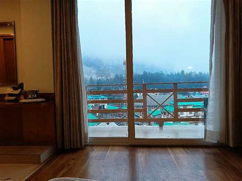 Photos Of Treebo Tryst Sattva With Mountain View Mall Road Hotel In Manali