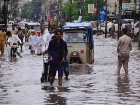 Flash Floods Kill 34 In Pakistan In 24 Hrs