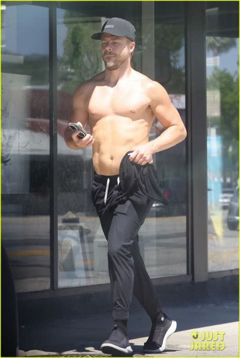 Derek Hough Looks Ripped While Going Shirtless After His Saturday