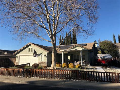 107 Woodridge Cir Vacaville Ca 95687 Zillow