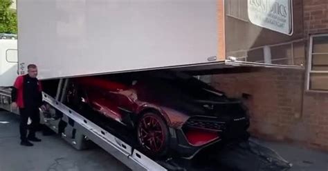 Đây Là Cách Bugatti Divo ‘ladybug độ Kỳ Công được Bàn Giao