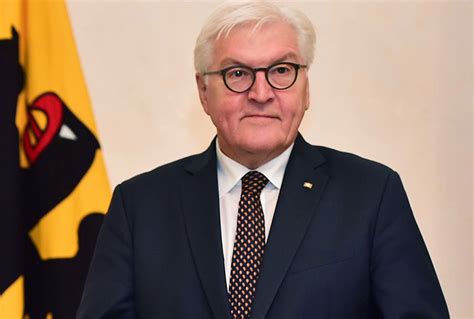 Президент Германии Франк Вальтер Штайнмайер рассказал о своей боли