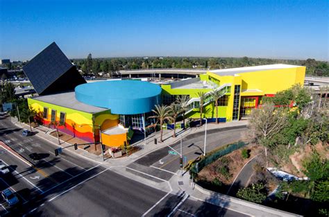 Paw Patrol Adventure Play Helps Save The Day At Discovery Cube Orange