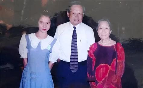 杨振宁曾在接受杨澜访谈时表示，支持妻子翁帆在他去世后再婚