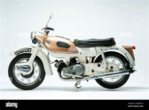 Ariel Golden Arrow Cc Classic British Motorcycle Studio Image On White Background Stock