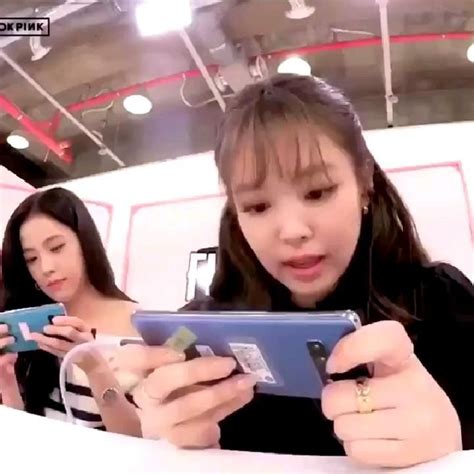 Pin Di Ruby 24 Su Idol Clip 🦋 Cose Divertenti Citazioni Kpop Video Divertenti