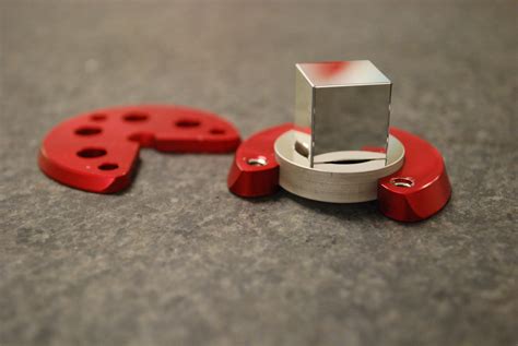 Alignment Cubes Precision Optics Prisms Custom Prisms Precision Optical Inc