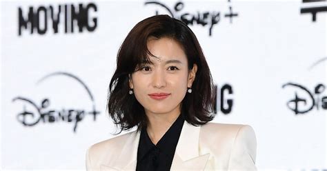 한효주 세심한 조인성과 첫 호흡 의지하면서 즐겁게 로맨스 찍었죠 무빙