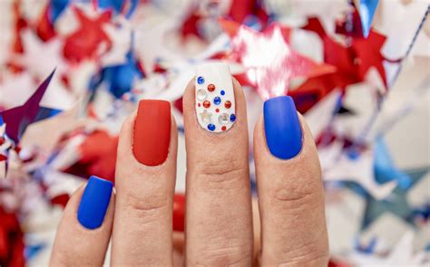 Pictures Of Red White And Blue Nails At Jamie Rooke Blog