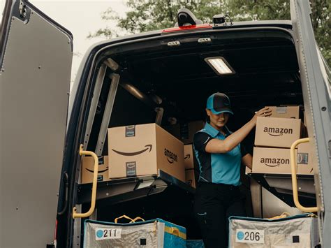 Amazon Delivery Service Driver At Margaret Cass Blog