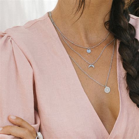 Delicate Necklace Silver Twenty Compass