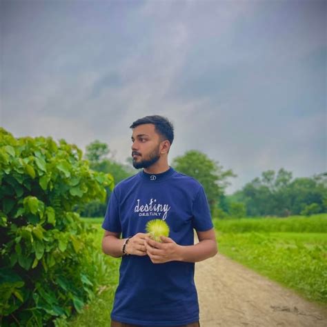 Akash Bhowmick Akash Bhowmick01 • Threads Say More