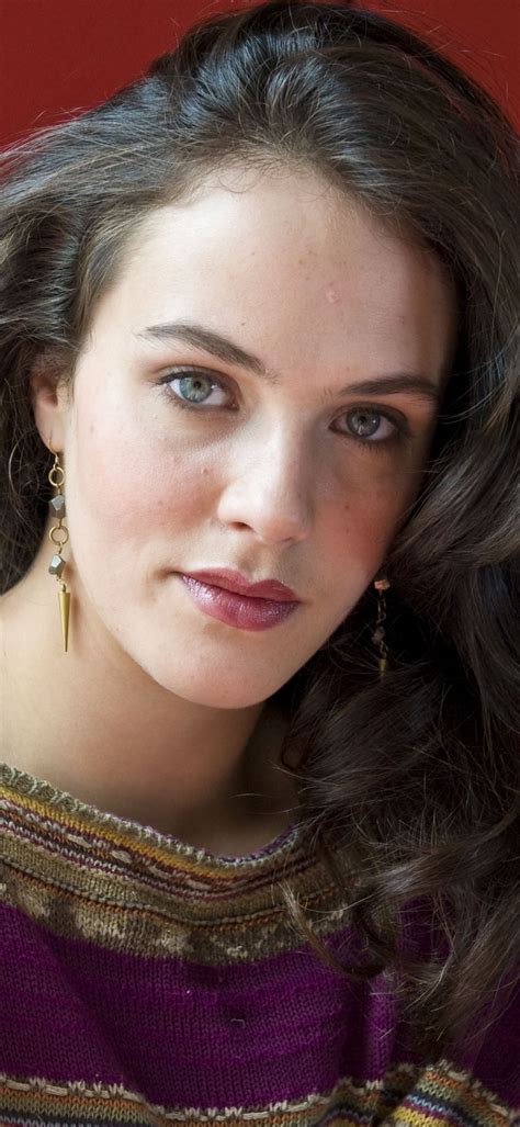 Jessica Brown Findlay Phone Wallpaper Hd Wallpapers